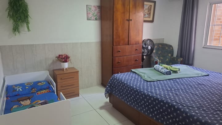 Casa 2 Qtos Linear E Estacionamento Em Teresópolis - Teresópolis