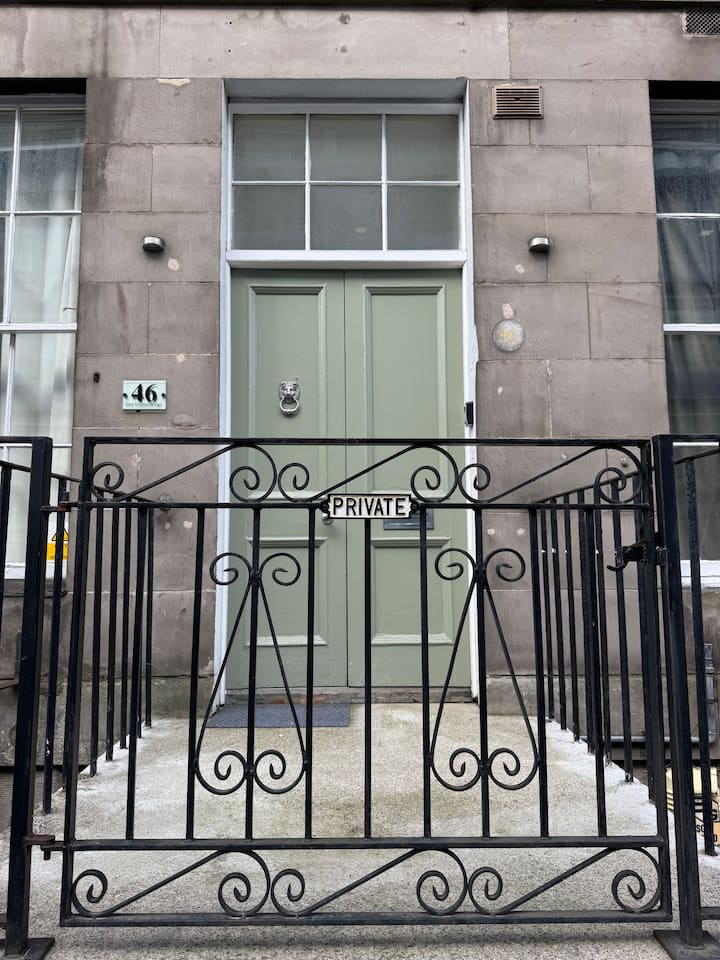 Fountainbridge Central Apartment - Edinburgh