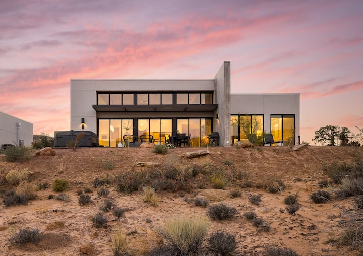 Luxury 3br Home | Resort Pool, Hot Tub, 2k 1q - Moab, UT