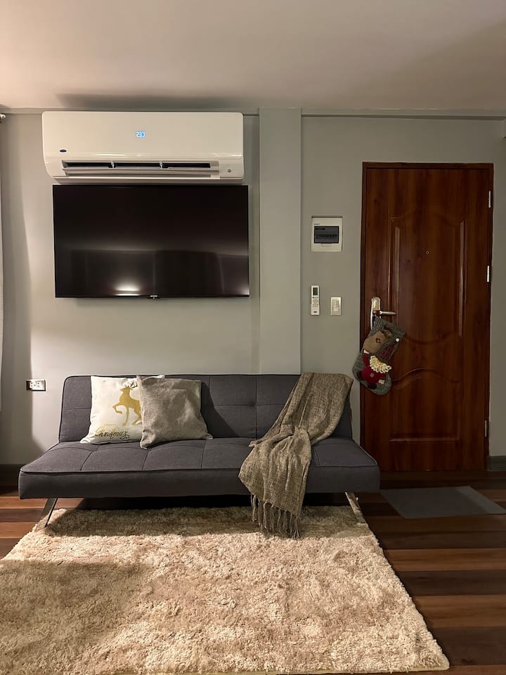 Studio Unit In Katipunan Villanueva For 4 Guests - Jasaan