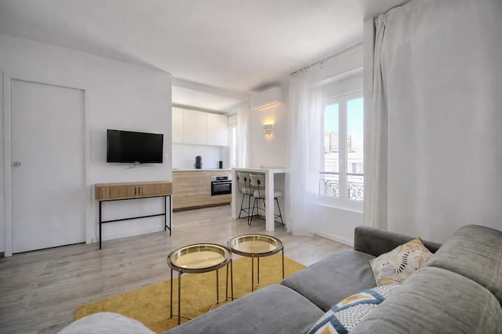 Beau T2 Situé Dans Le Carré D’or - Cannes