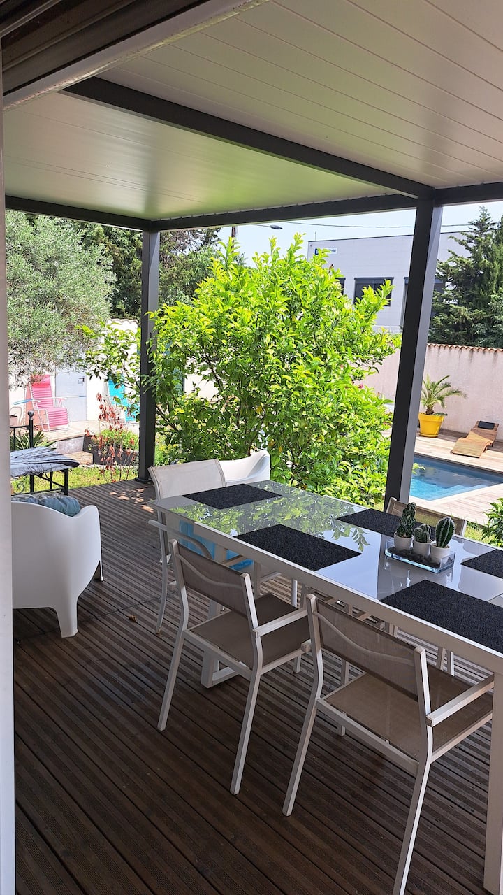 Chambre Chez L'habitant Piscine Et Salle De Sport - Nîmes