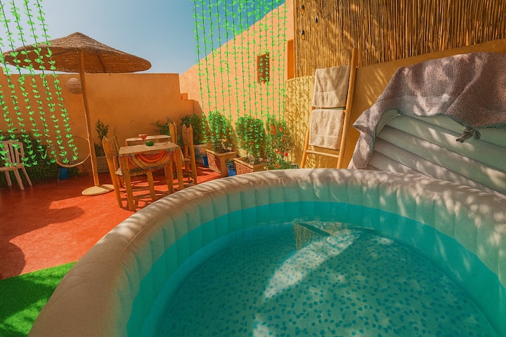 Safflower, Riad Safran Rouge Jacuzzi Rooftop - Marrakech