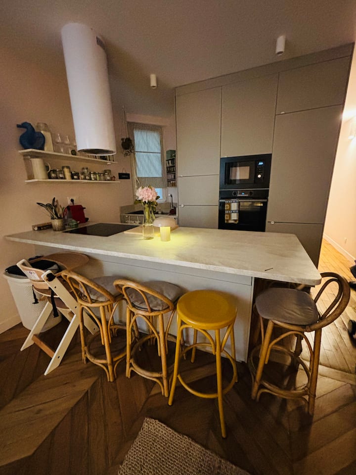 Chez Amália, Paris-la Defense - Houilles