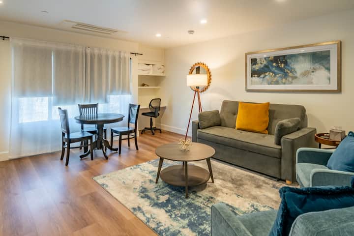 Skyline Suite - Santa Barbara, CA