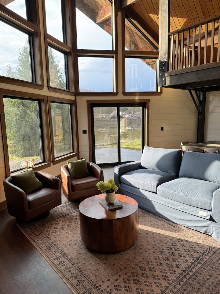 Riverside Cottage Stay - Ohio