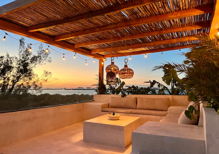 Exclusive Apt With Private Rooftop & Amazing Views - Cancún