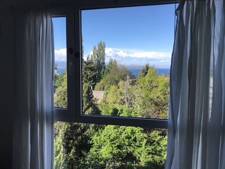 Araucaria Céntrico 4/5 Pax Cochera Vehículo Medio - San Carlos de Bariloche