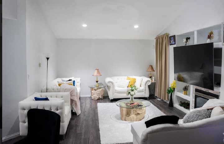 Brandon Vacation Rentals & Homes - Manitoba, Canada | Airbnb