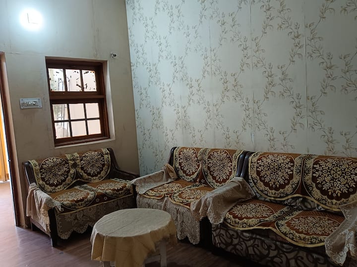 Stay With A Pure Vegetarian Family In Ludhiana - Ludhiana