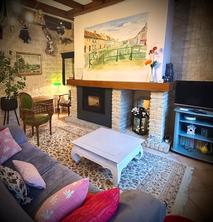 La Maison Des Sorcières - Bergues