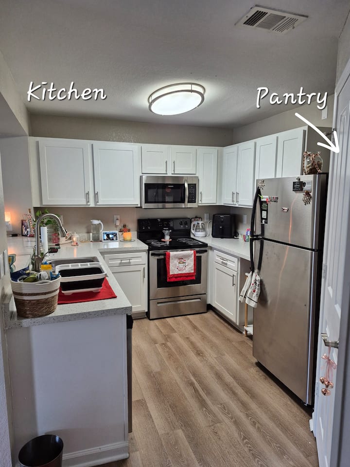 Gee's Nest - Tallahassee, FL