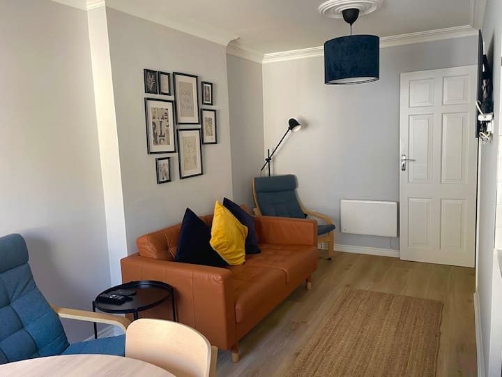 Superb City Centre Location - Galway
