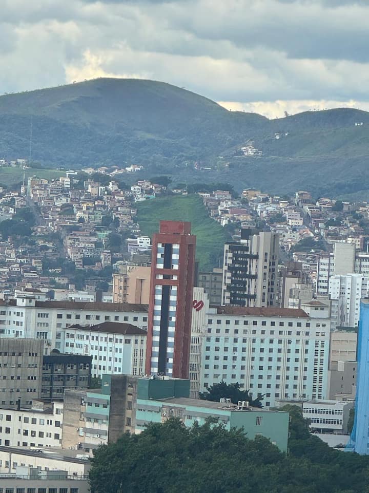 Bh Centro-sul • Vista • Garagem • 2q - Belo Horizonte