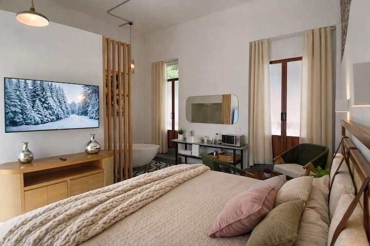 King Romántica Con Tina @ Centro - Puebla