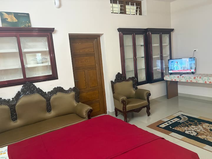 Guruvayur Homestay : 3 Bedrooms (1ac) + Hall - Guruvayur