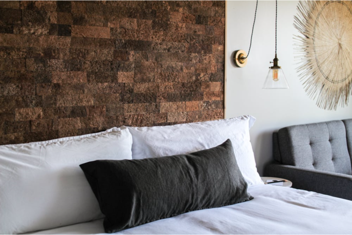 Your Coastal Escape: 3 Stylish Units, Pool! - Long Beach, WA