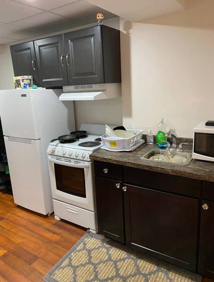 North Burlington Cozy Basement - Burlington