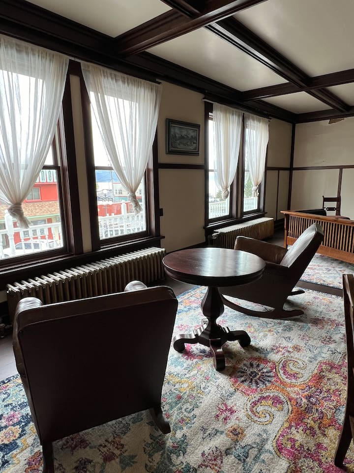 Virginia's Apartment/ Apartment 1 - Seward, AK