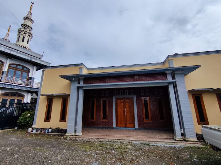 A-a Homestay Dieng Syariah - Dieng
