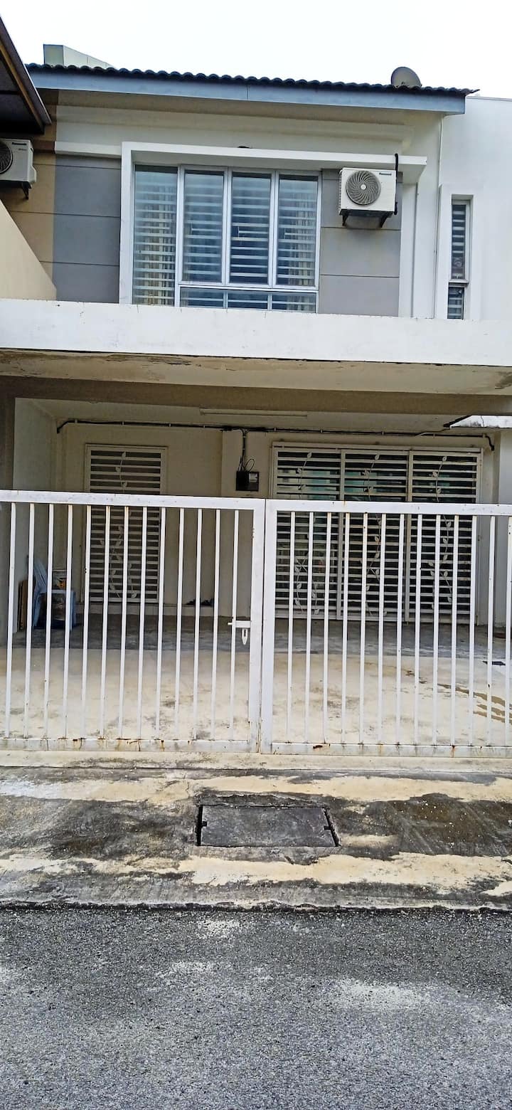 Homestay Sungai Dua - Kepala Batas