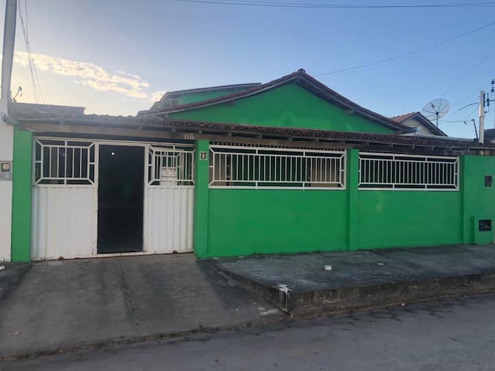 Aluga-se Casa Para Temporada - Prado