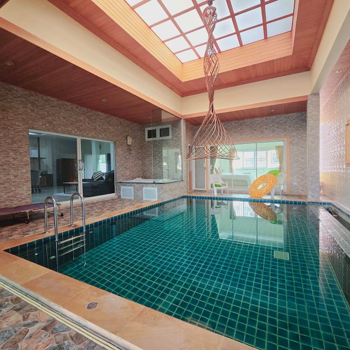 Old Town Luxury Pool Villa - Phuket