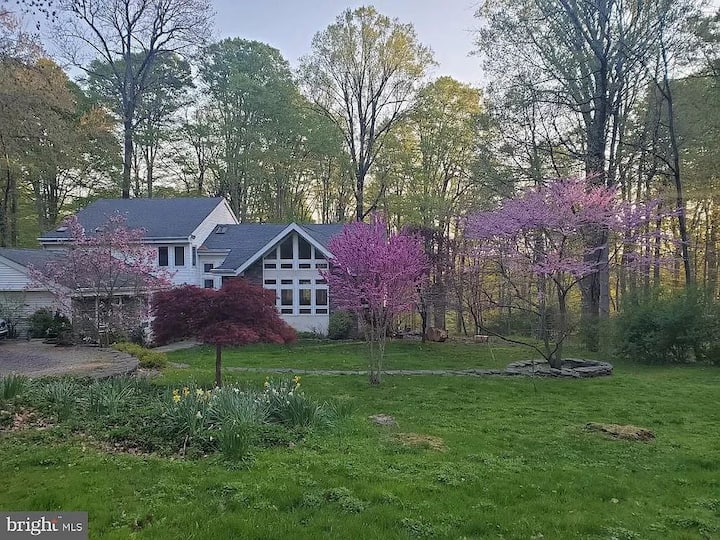 Amazing Home In Nature - Tyler State Park, Newtown
