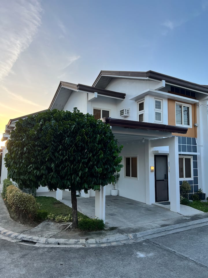 Homebase Villa - Angeles