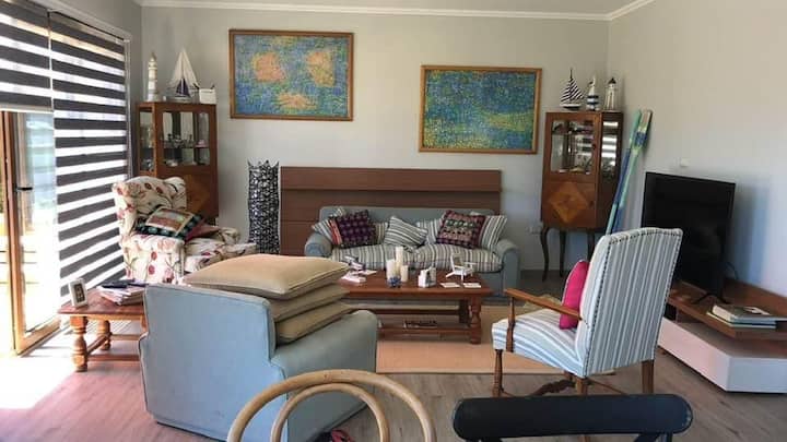 Habitaciones Con Desayuno - Santo Domingo, Chile