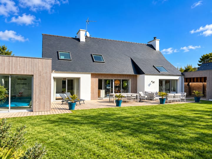 Villa Avec Piscine Intérieure à 5mn à Pied Plage - Plouguerneau