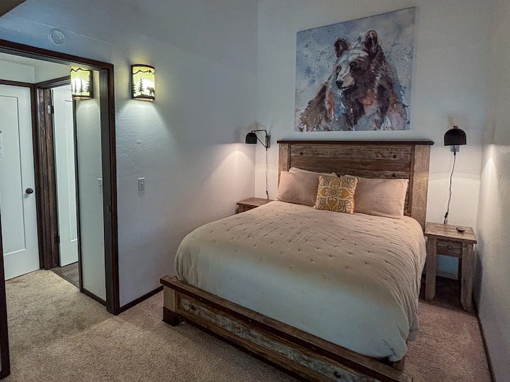 Modern Mtn Condo Near Skiing & Lake - Tahoe City - Lake Tahoe