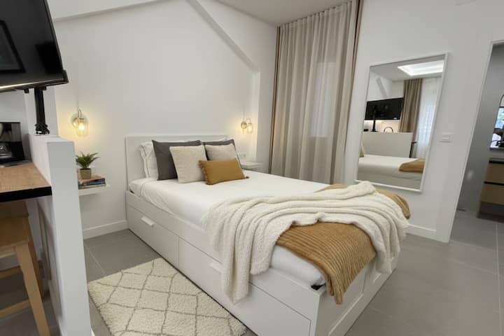 Piso  En Centro Torremolinos, Playa A 10 Minutos - Alhaurín de la Torre