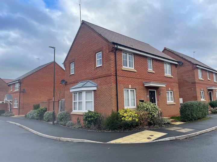 Beautiful Family Home Derby - Derby