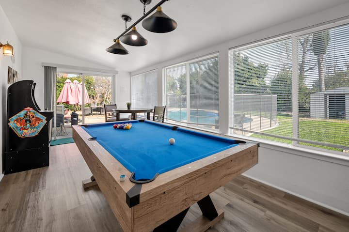Fresno Family Retreat Pool Bbq Grill Game Room - Fresno, CA