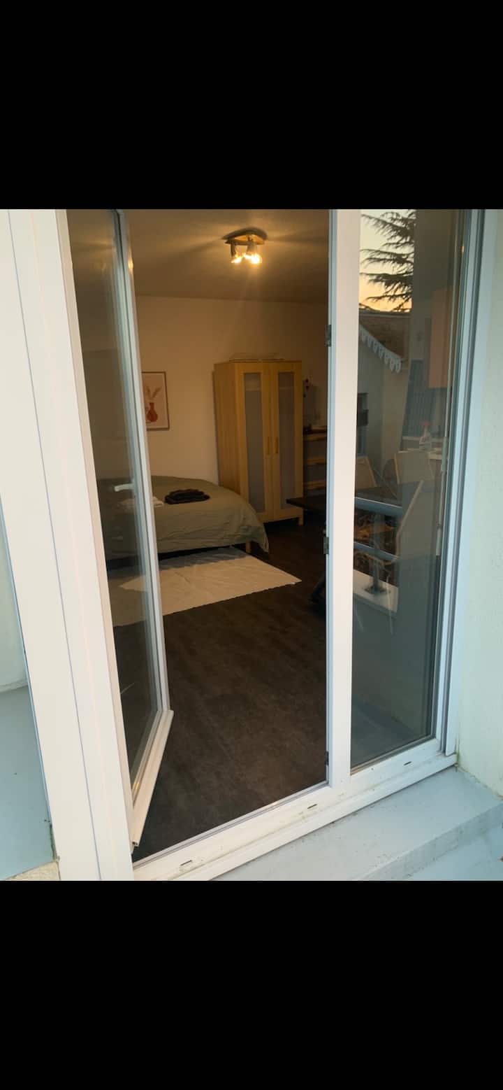 Studio Centre Parking Et Balcon - Chantepie
