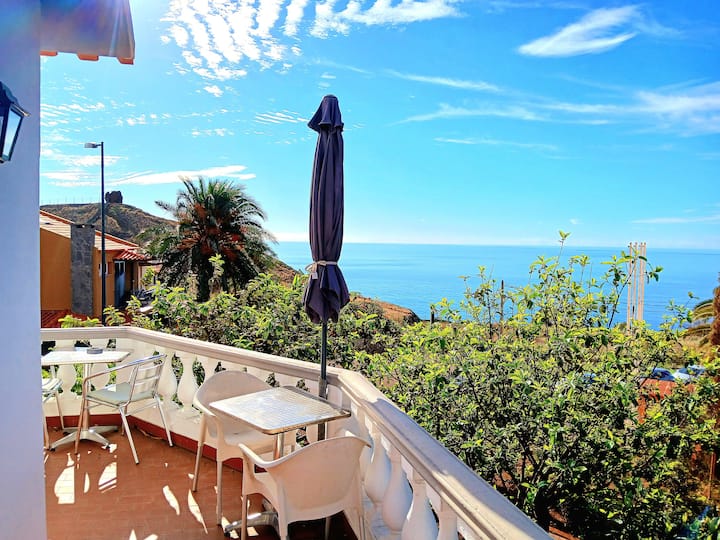 Beachfront House Atalaia A - Madeira