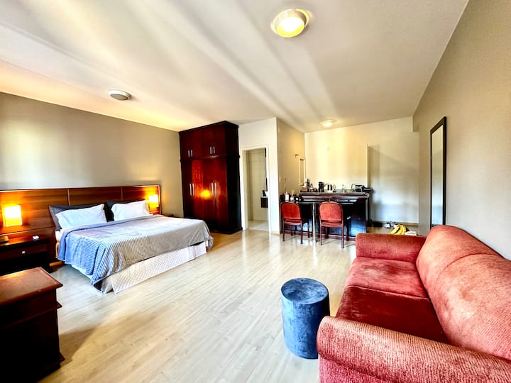 Best Location In Town. Gym, Swimming Pool, Sauna… -