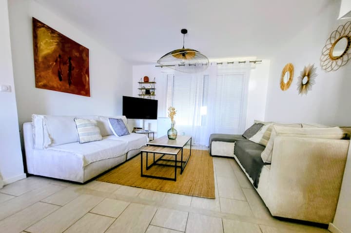 Bienvenue Chez Anouk, Entre Gare Et Centre-ville. - Châlons-en-Champagne