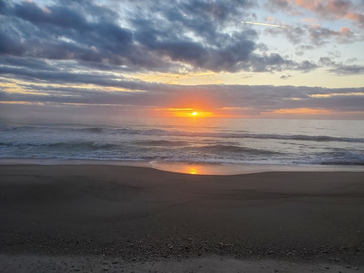 Strawberry Sunrise Where Memories Are Made! - Carolina Beach