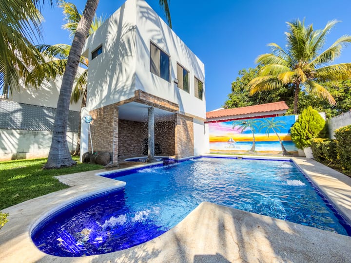 San Blas Surf City: Casa Con Piscina Y A/c - La Libertad, España