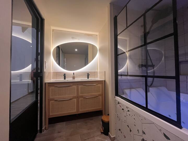 Cocon Mayennais - Loft Balnéo Laval - Laval, France