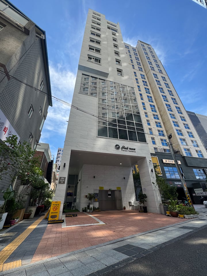 Hail91/신축/residence/성수/건국대,세종대,한양대/9층/elev./지하철2,7 - Seoul