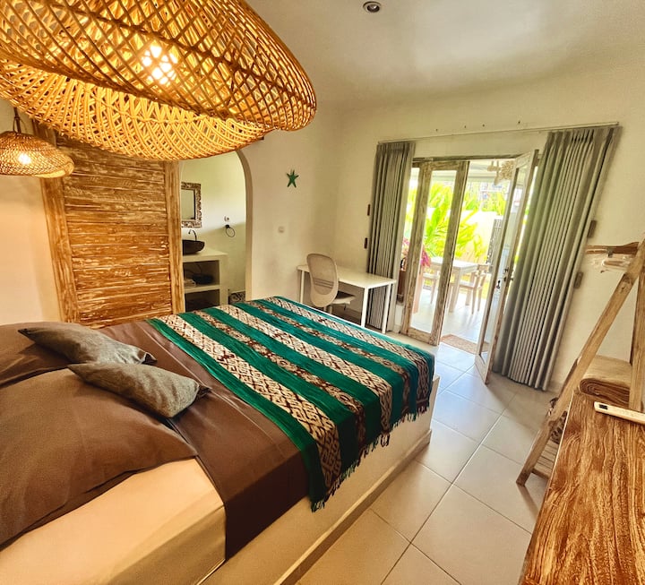 Pura Vida House 1 - Australia