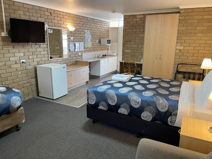 Twin Room Tropicana Motel Phillip Island - Phillip Island