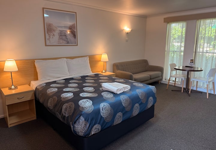 Twin Room Tropicana Motel Phillip Island - Phillip Island