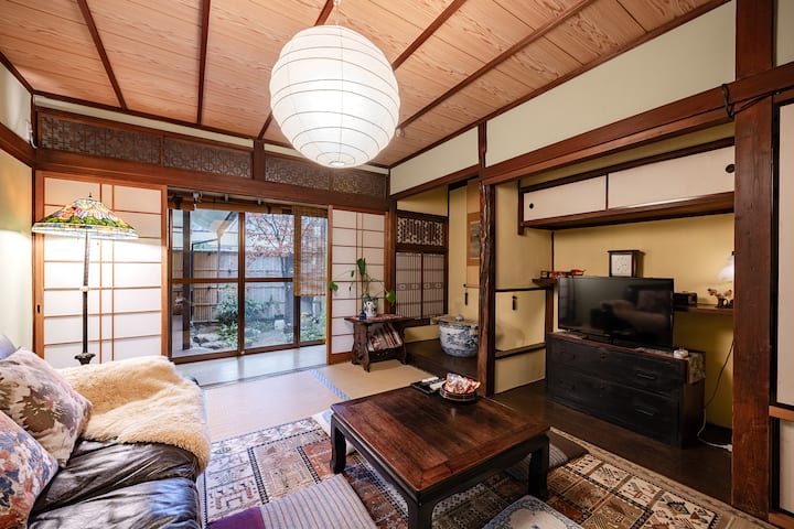 古色古香の京町家一棟貸し/庭付き/バス停徒歩3分・地下鉄徒歩11分 /近く銭湯/Netflix - Kyoto