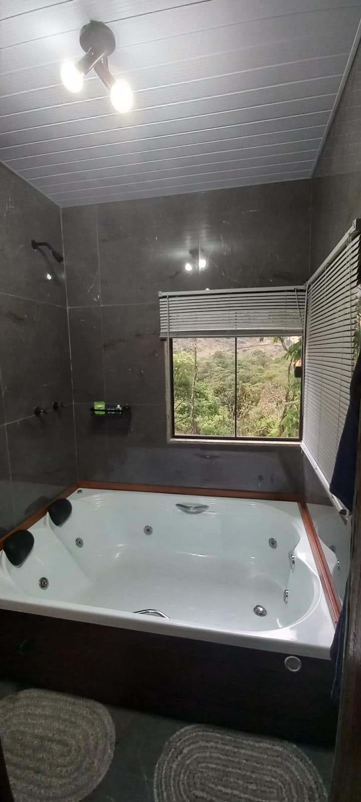 Casa Em Visconde De Máua - Resende