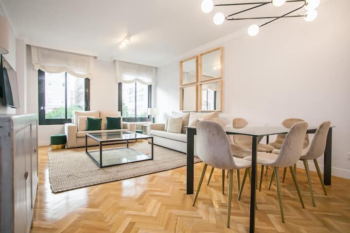 Luxury En Chamberí & Abascal & Castellana: Parking - Madrid