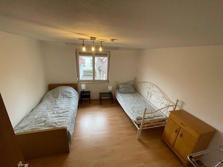 C. Zimmer Leonberg Höfingen - Leonberg